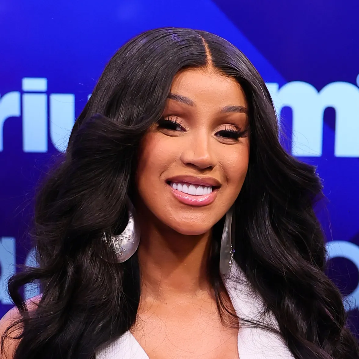 Cardi B Birthday, Age, Height, weight, Net worth, & Family - Rapper ...